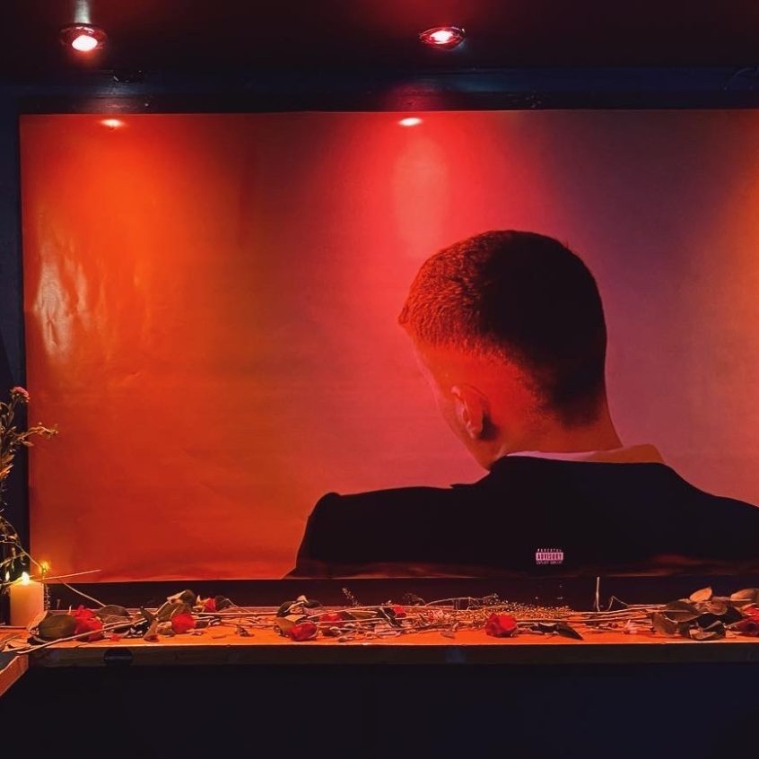 THE THREE STAGES OF A HOUSE PARTY - The Rodeo Magazine