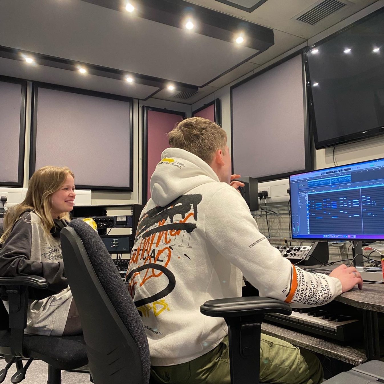 May Payne goes behind the scenes - The Rodeo Magazine
