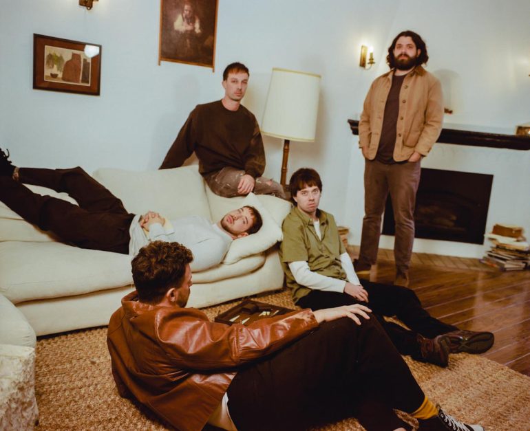 Citizen is calling the dogs - The Rodeo Magazine