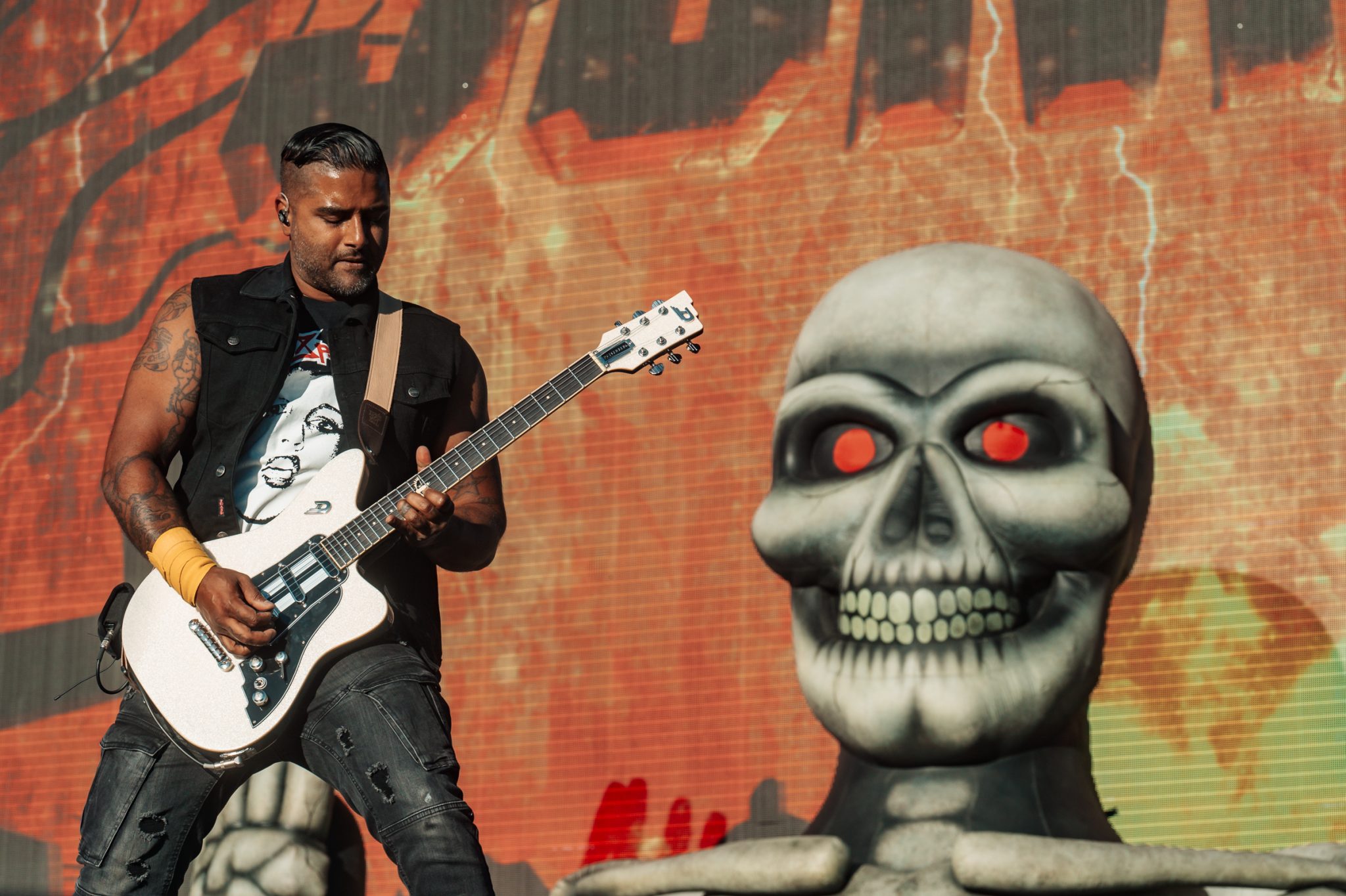 Dave Baksh of Sum 41 walks us through heaven and hell - The Rodeo Magazine